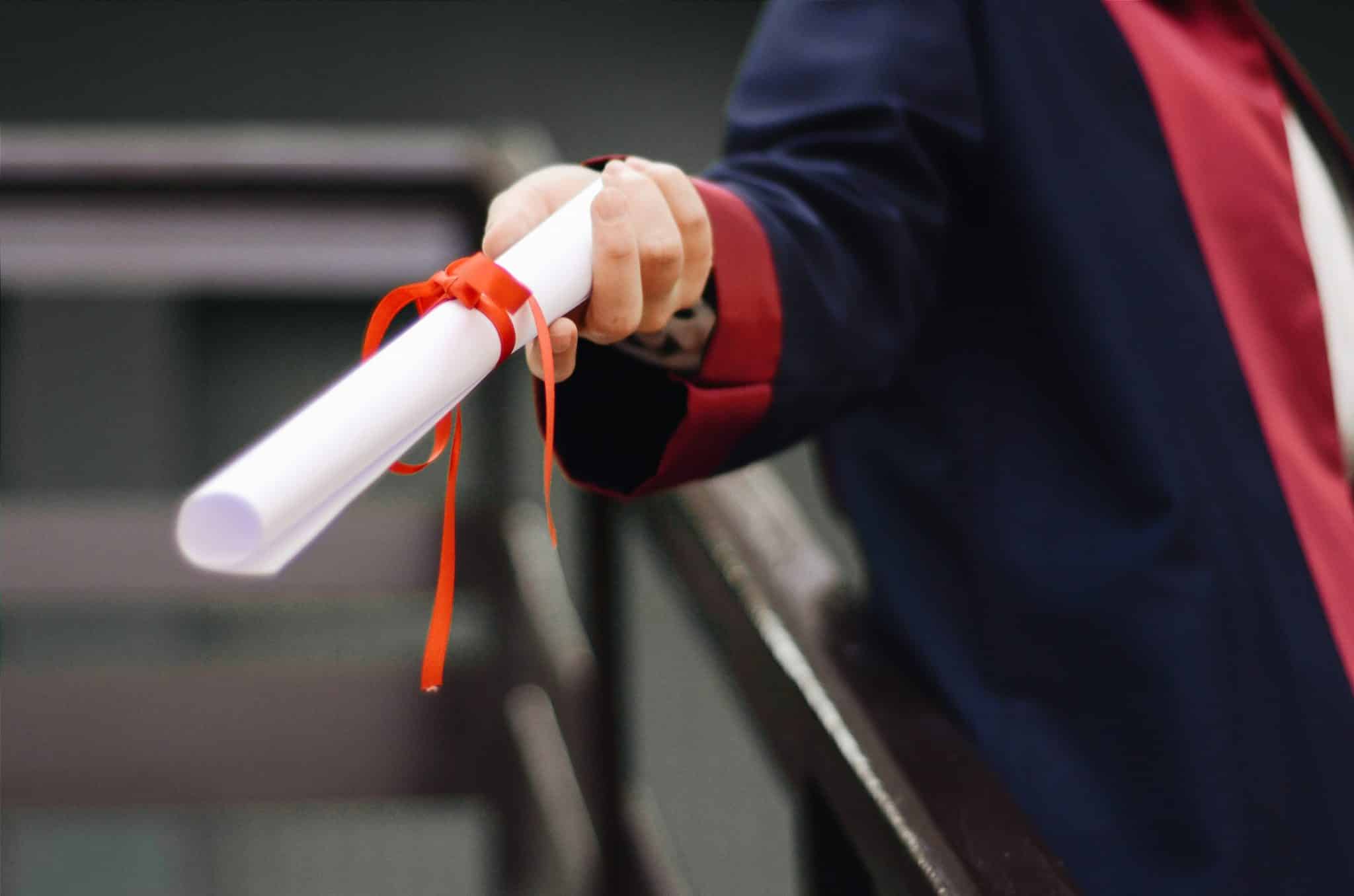4 Fail-proof Tell Me About Yourself Tips for Fresh Graduates