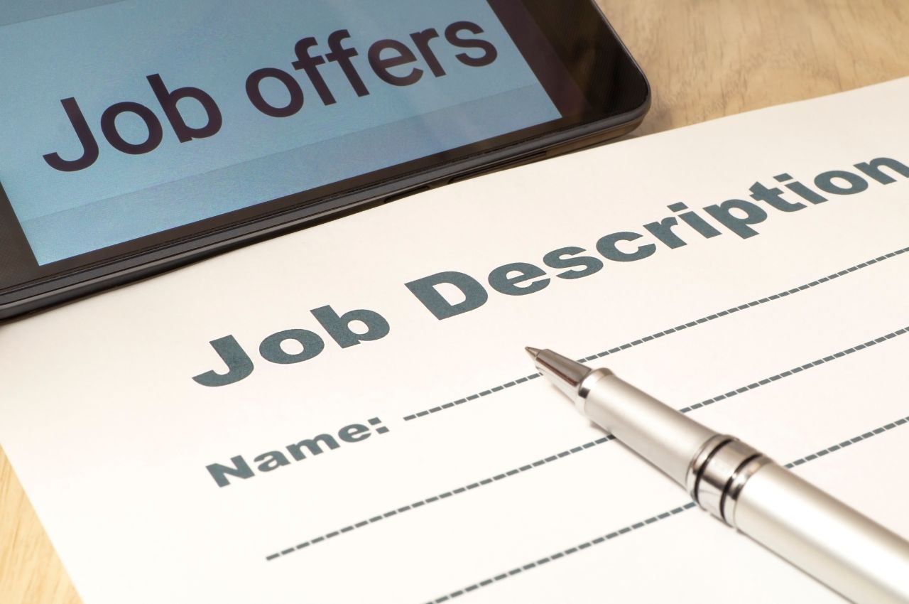 10 Must-Know Tips for Writing Job Vacancy Ads That Attract Top Talent